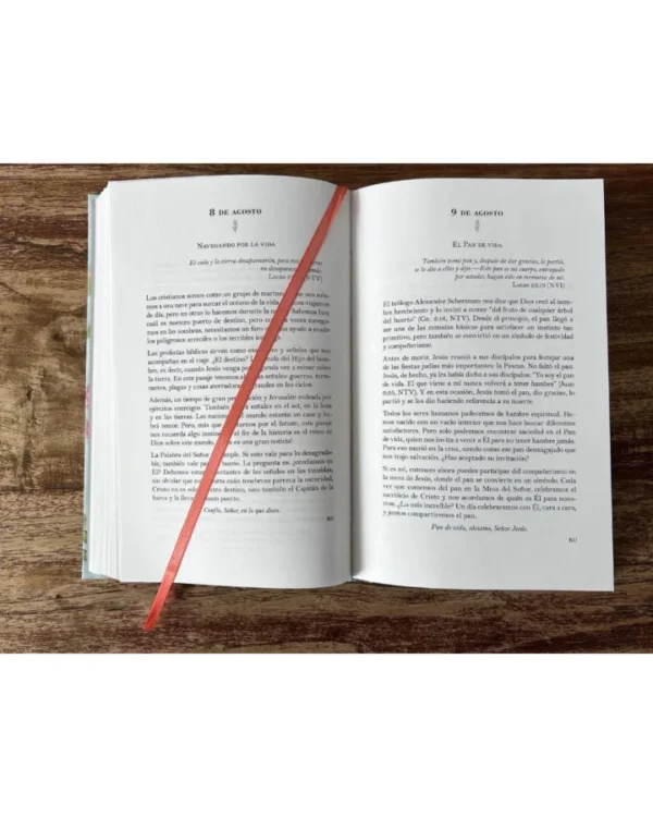 Un año con Dios 365 devocionales del Nuevo Testamento para la mujer ...